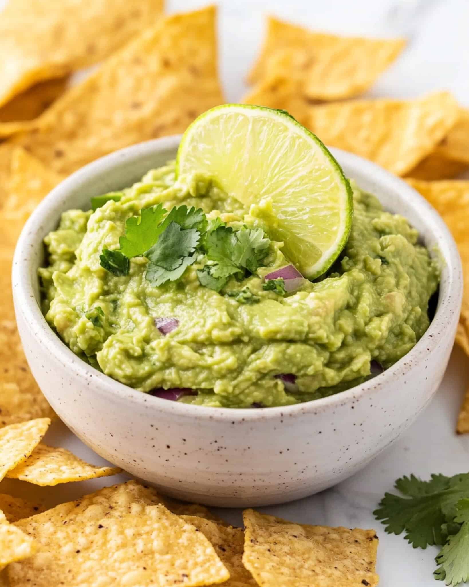 Copycat Chipotle Guacamole Recipe